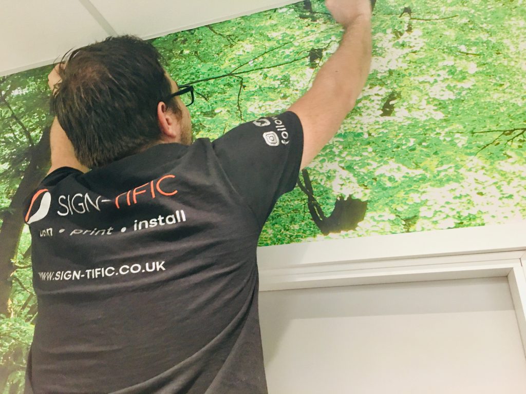 Sign-tific • Services